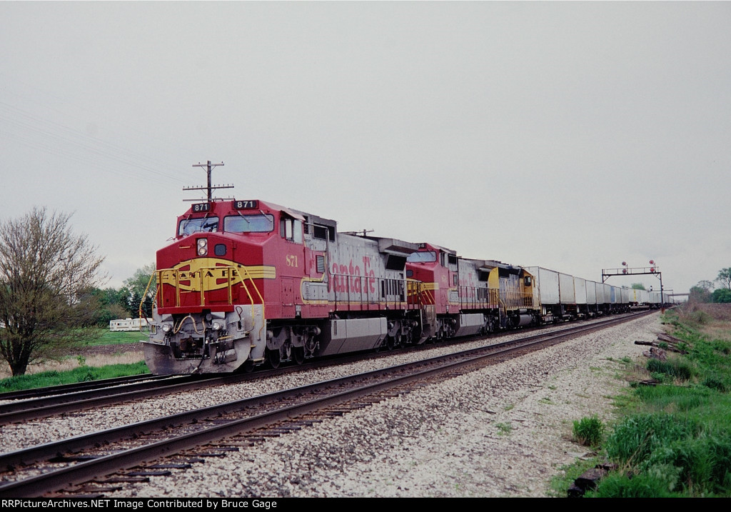 ATSF 871